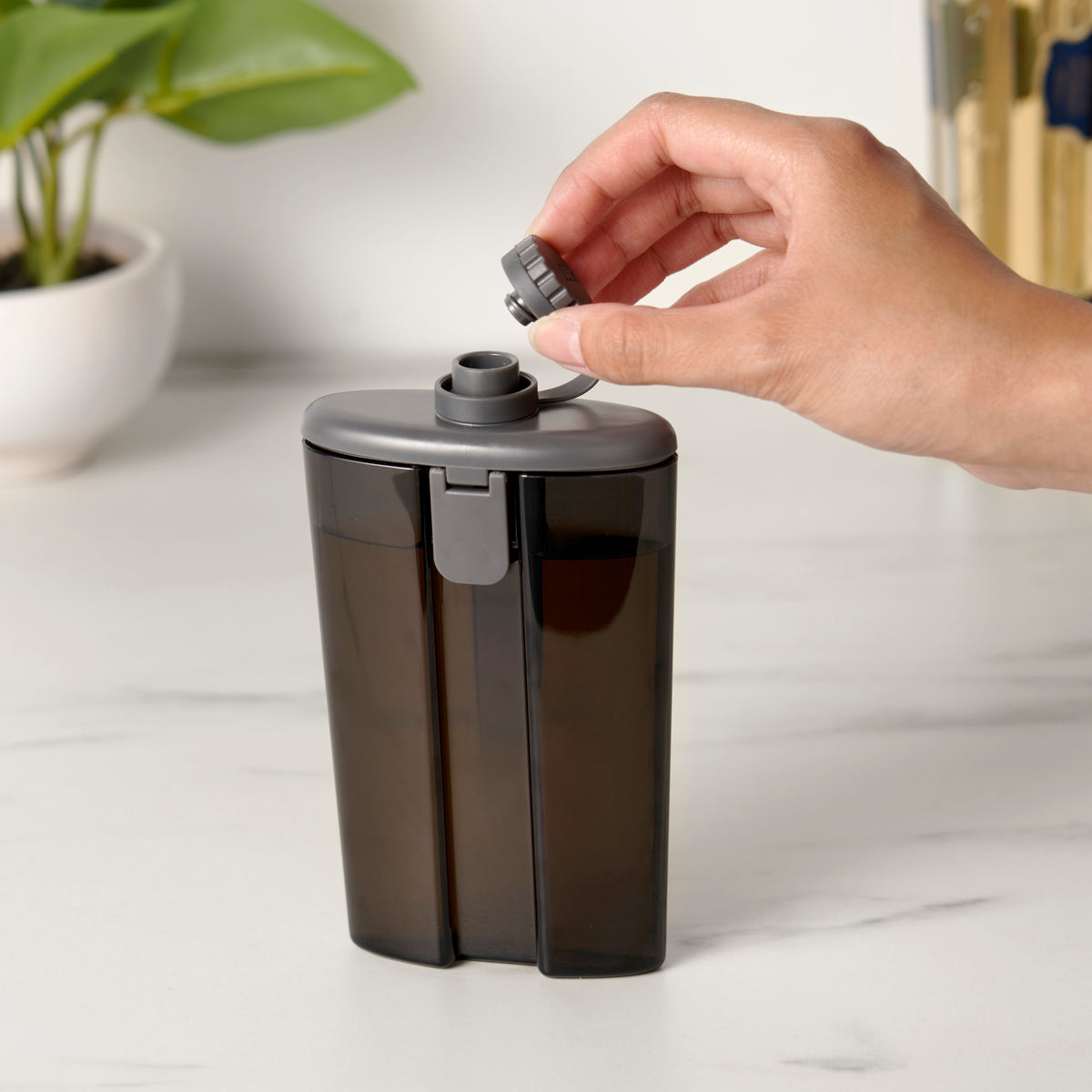 Host Easy-Fill Hip Liquor Flask for Alcohol with Hinged Refill Lid and ...